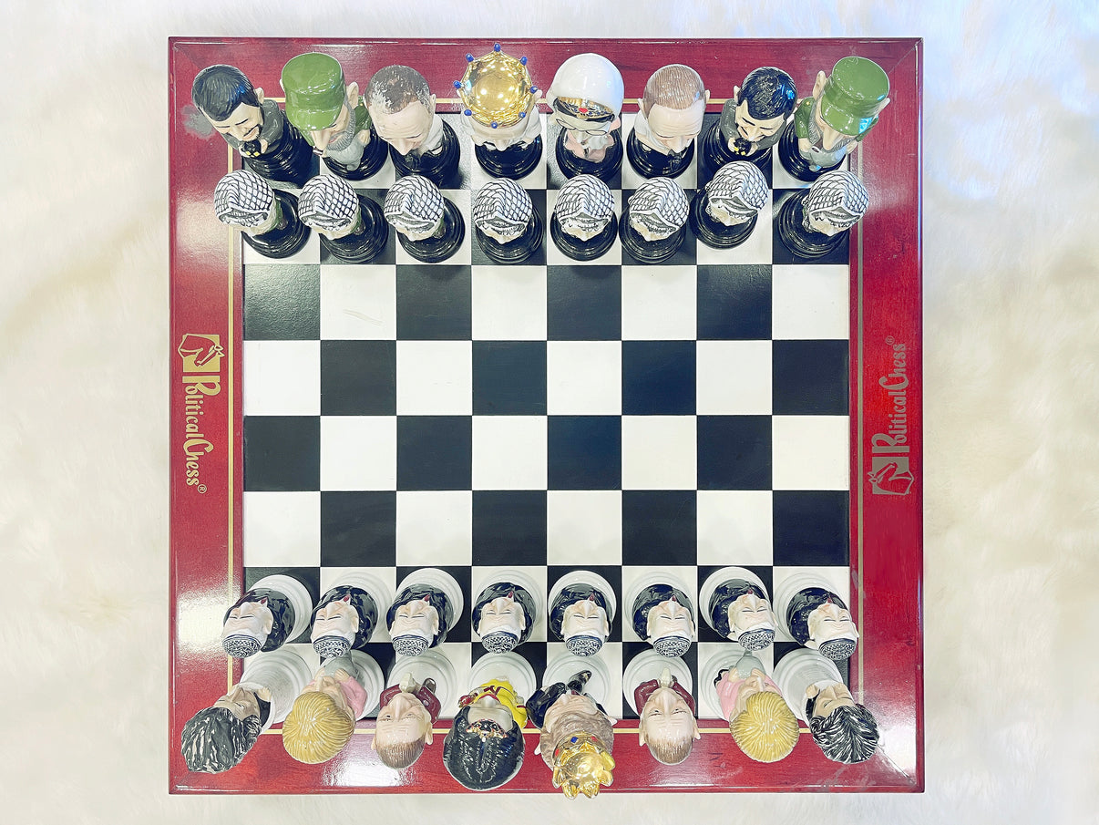 Political Chess Set – E-Studio